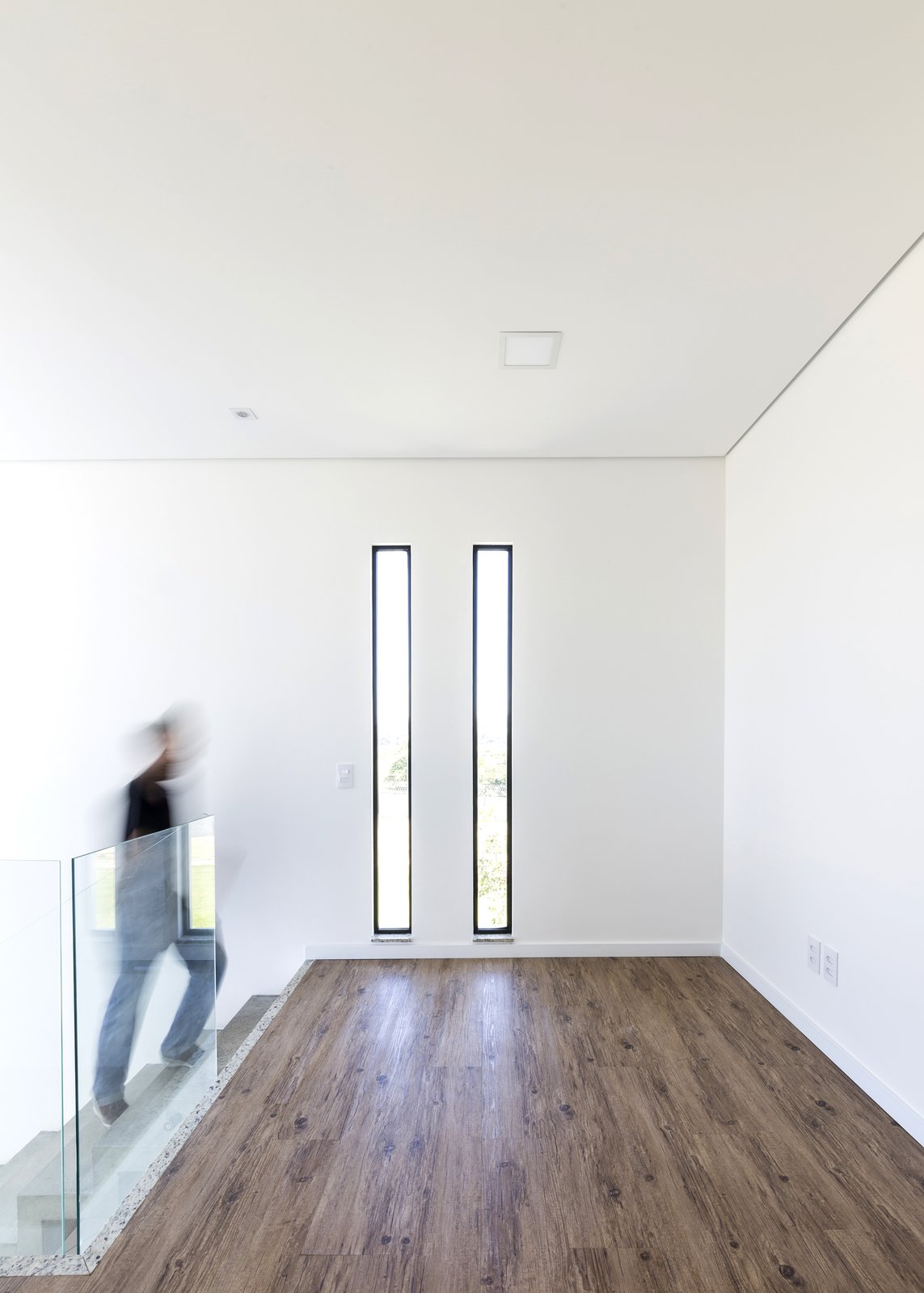 Photo 8 of 8 in These 8 Unusual Windows Will Take You by Surprise from ...