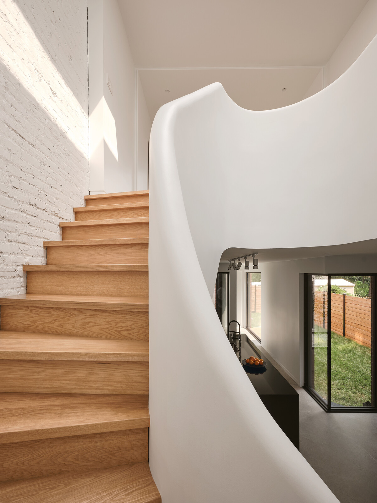 Photo 20 of 38 in BNV HOUSE by Alexandre Bernier Architecte - Dwell