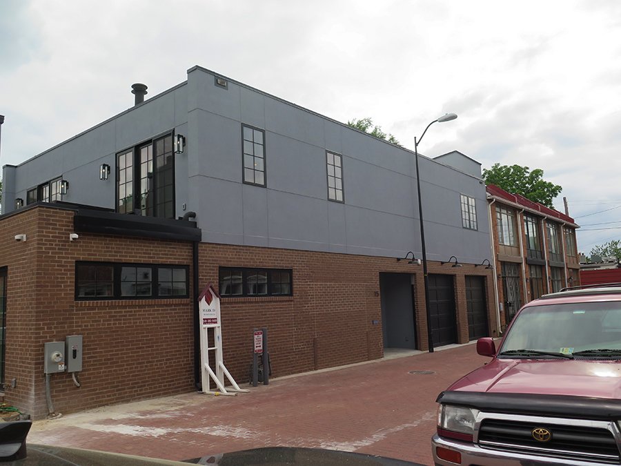 Photo 2 of 13 in Commercial Garage Converted by MARK IV Builders - Dwell