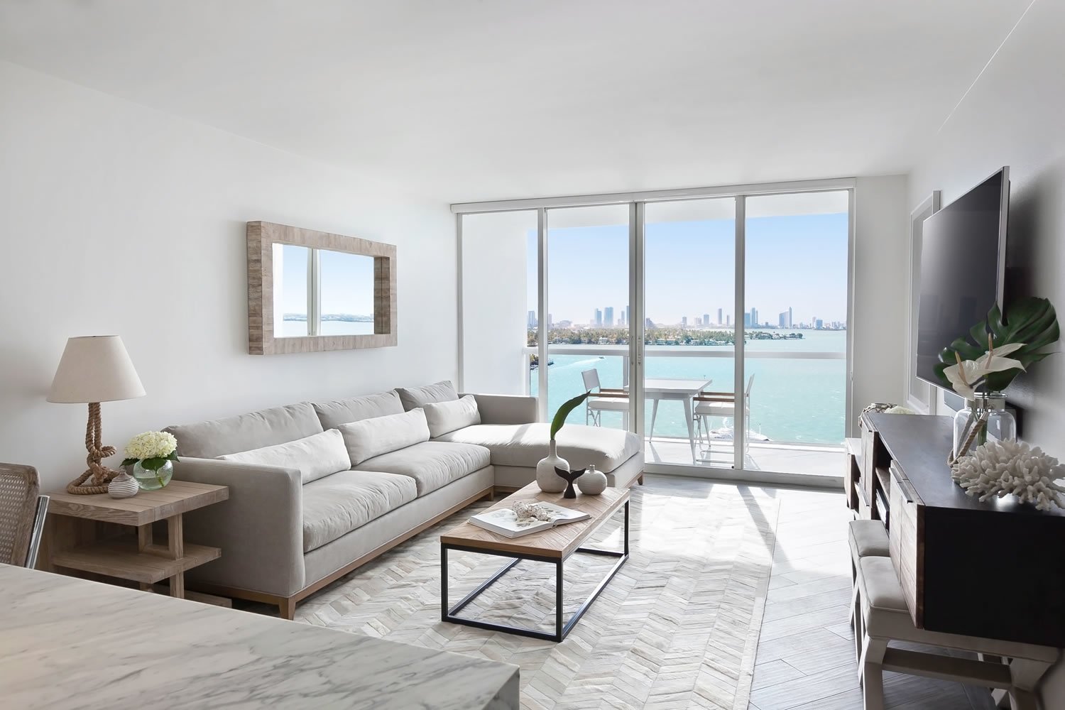 Photo 8 of 11 in A bright, modern Miami condo for a sea loving pair by ...