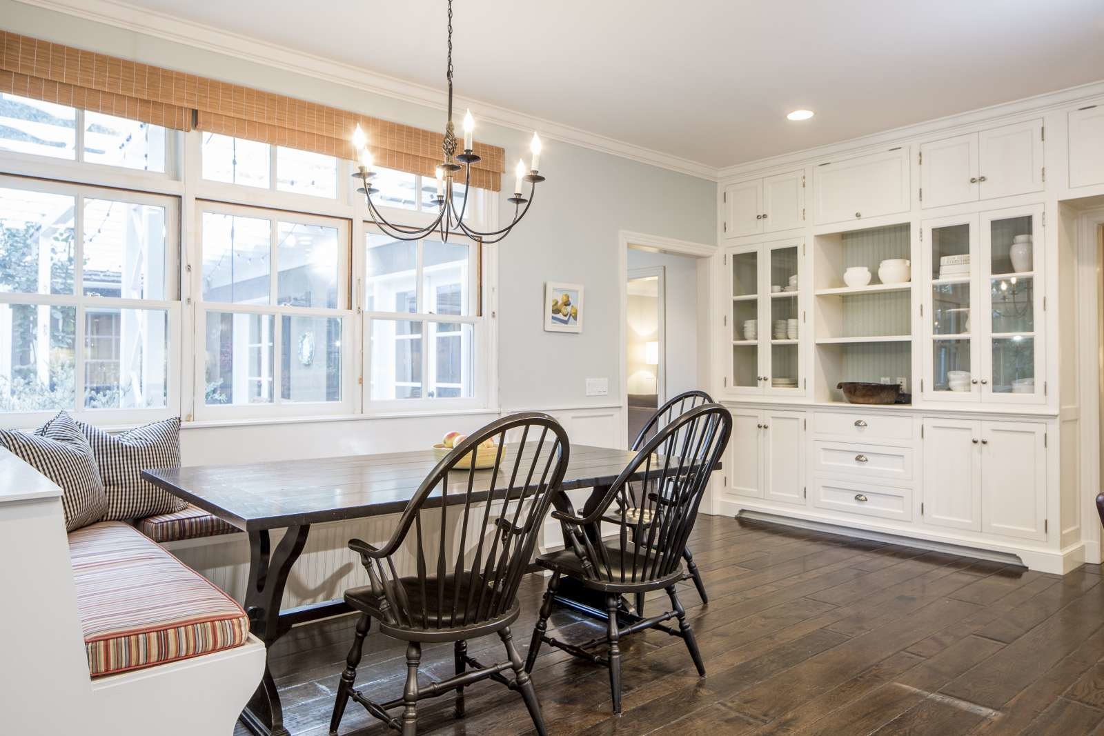 Photo 8 of 8 in 5 Fabulous Kitchens for Hosting Thanksgiving Dinner by ...