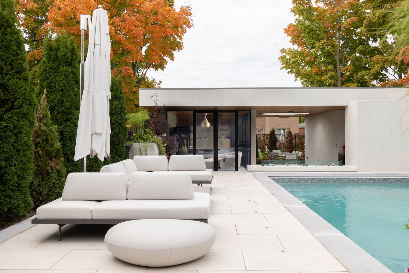 Photo 1 of 11 in Cabana 18 by FrankFranco Architects - Dwell