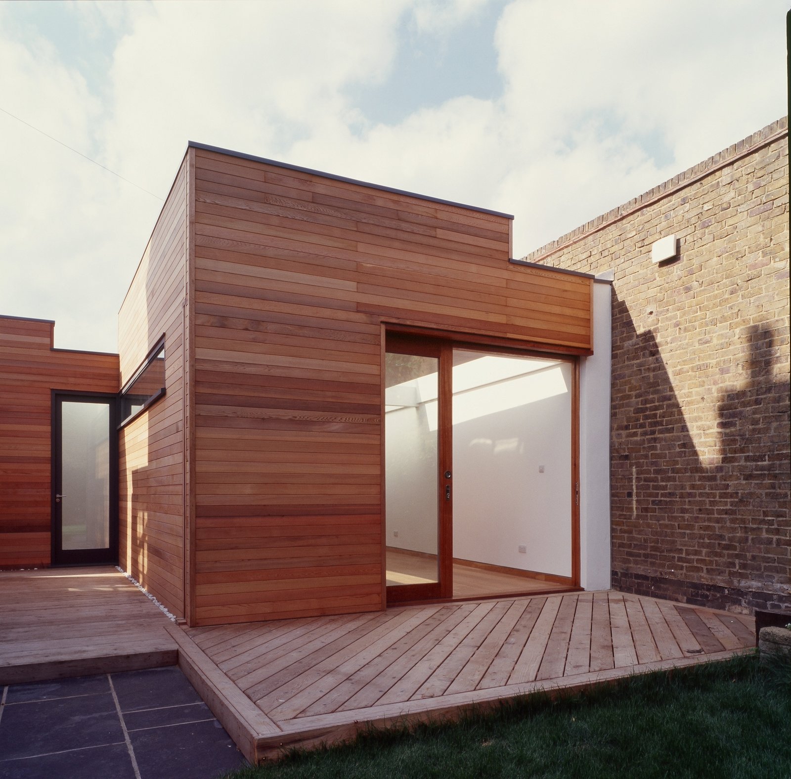 Photo 2 of 7 in Briar House by Webb Yates Engineers - Dwell