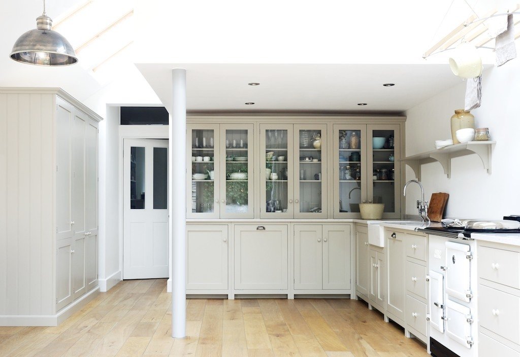 Photo 4 of 6 in The Kew Kitchen by deVOL by deVOL Kitchens - Dwell
