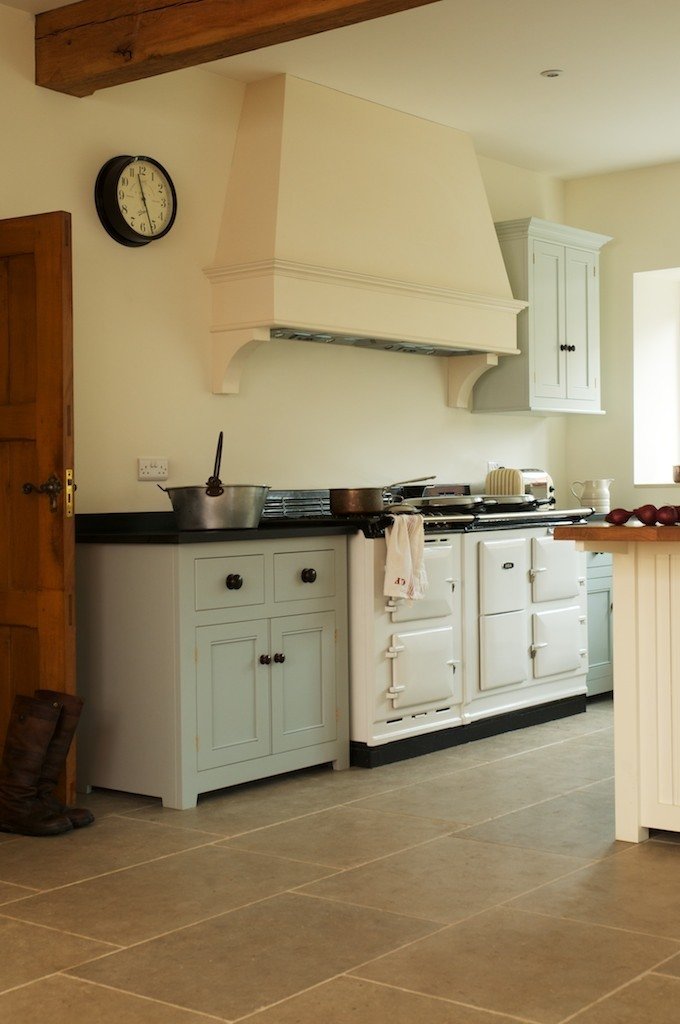 Photo 2 of 7 in The Osgathorpe Kitchen by deVOL by deVOL Kitchens - Dwell