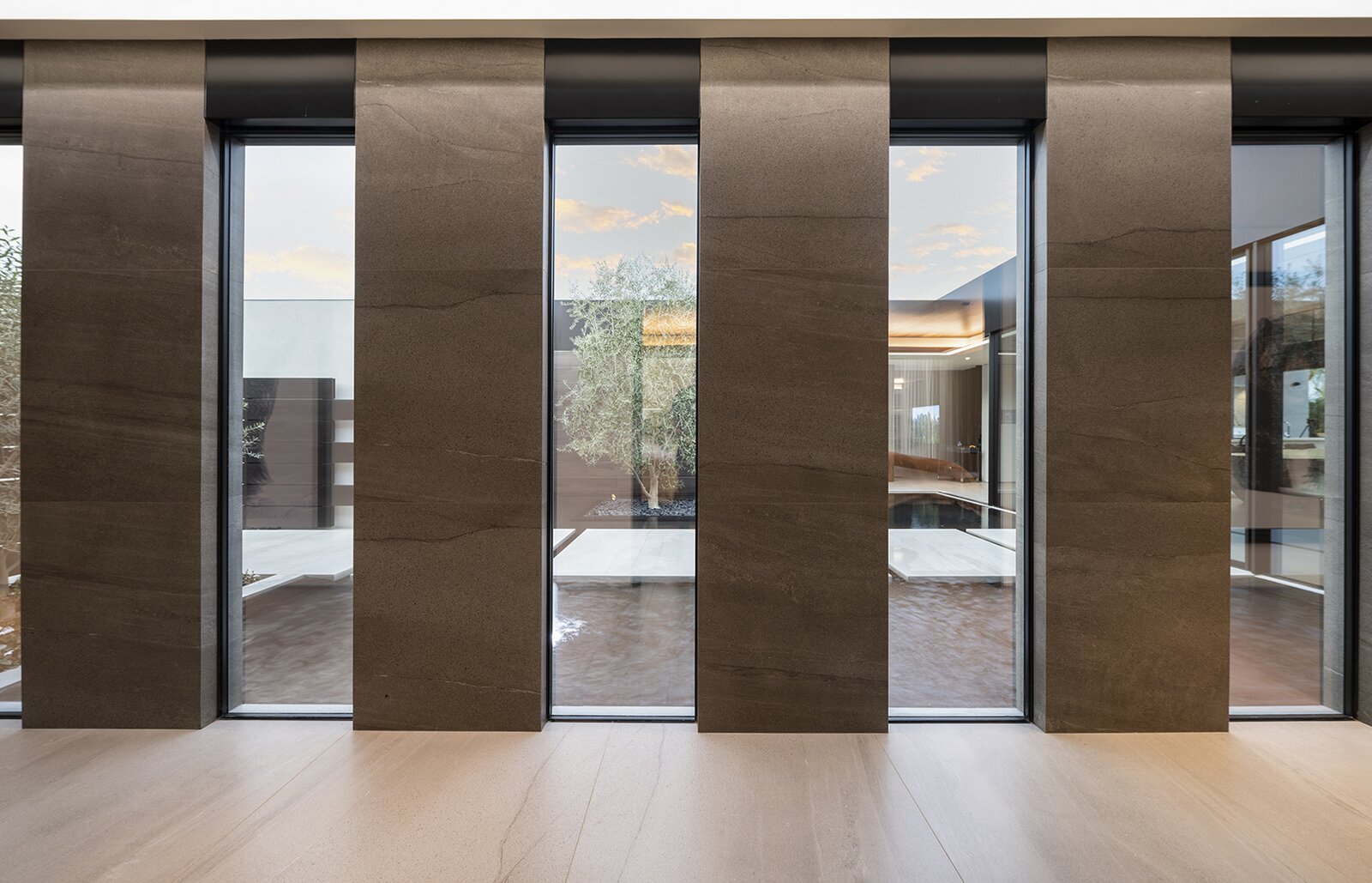 Photo 1 of 66 in BigHorn by Whipple Russell Architects - Dwell