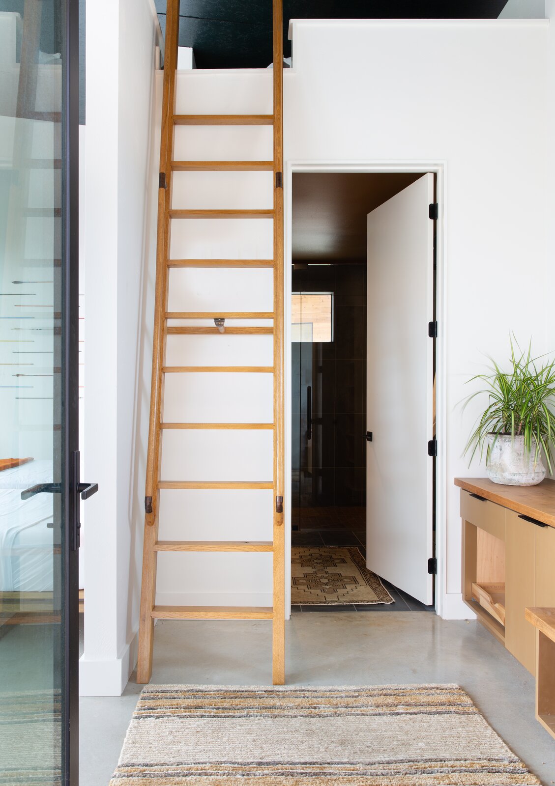 Photo 13 of 21 in Willow City Ranch by J.Fisher Interiors - Dwell