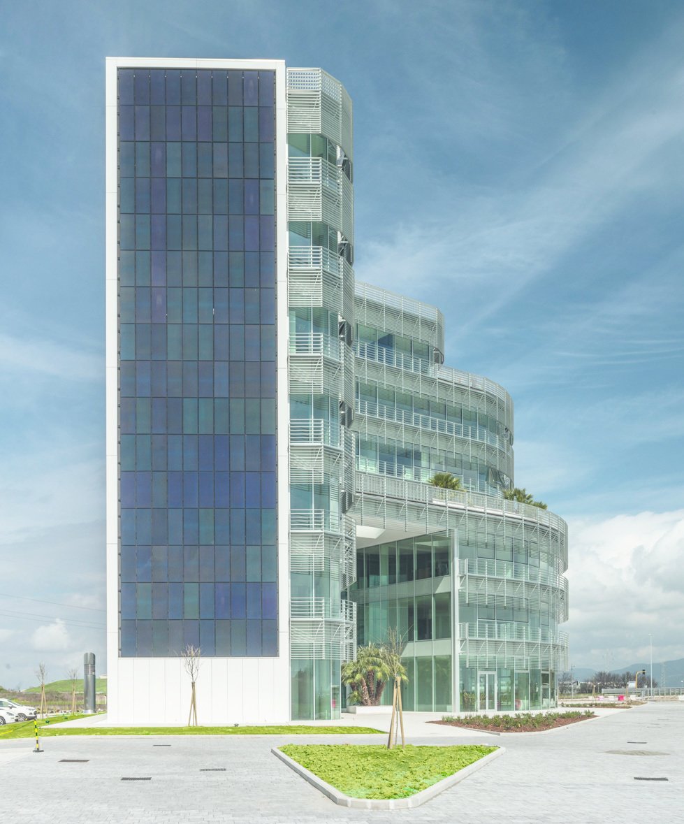 Photo 3 of 6 in A near-to-zero-emission, LEED Gold Office Building in ...