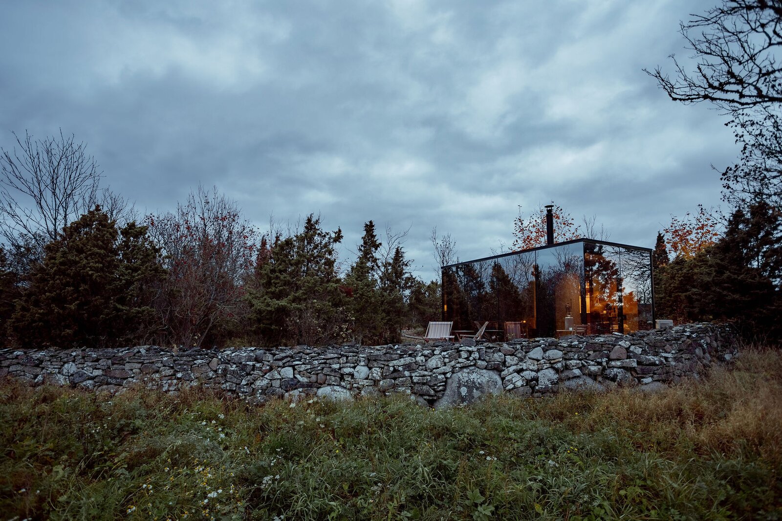 Photo 14 of 14 in New era of nature hospitality by ÖÖD Mirror Houses ...