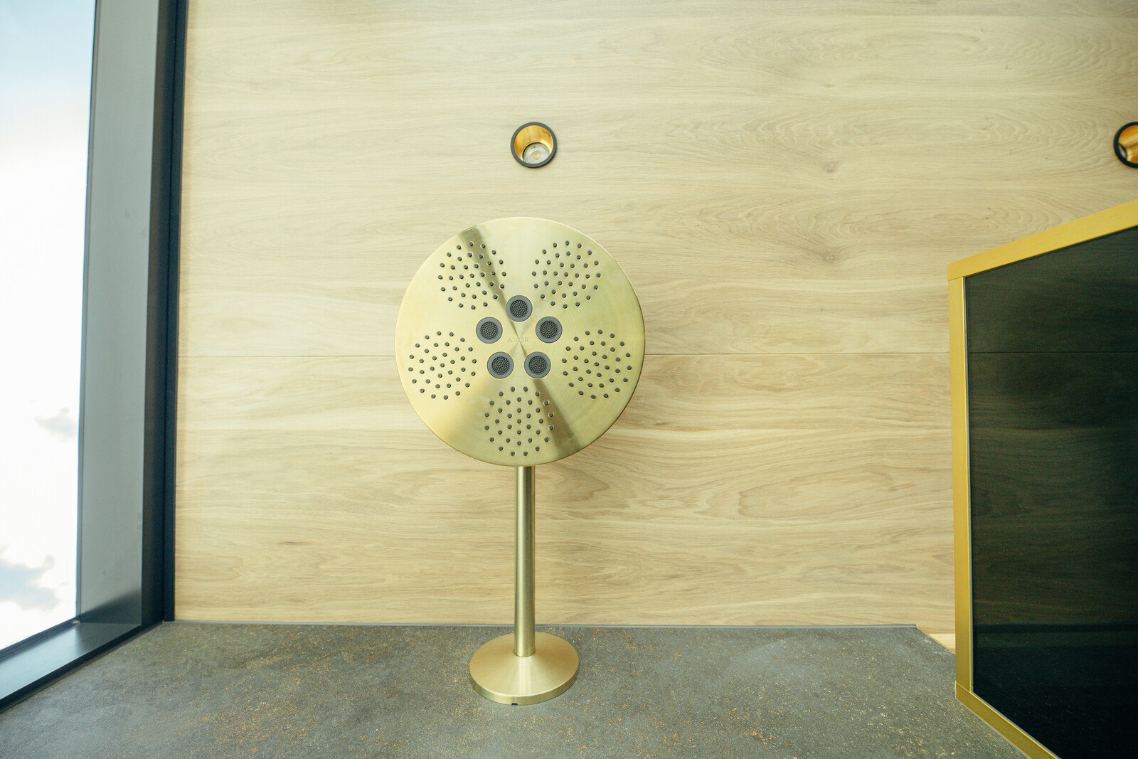 Photo 1 of 62 in The ÖÖD Golden House - Probably the most exclusive ...