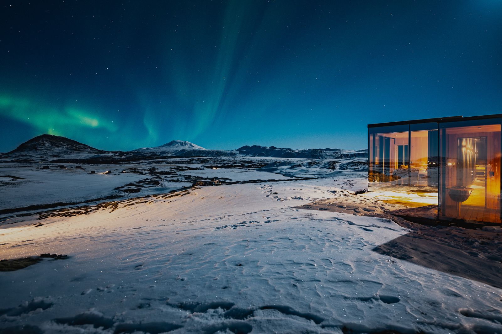 Photo 8 of 23 in ÖÖD Unveils Its Most Anticipated Mirror House Yet - The Big Monolith House by ...