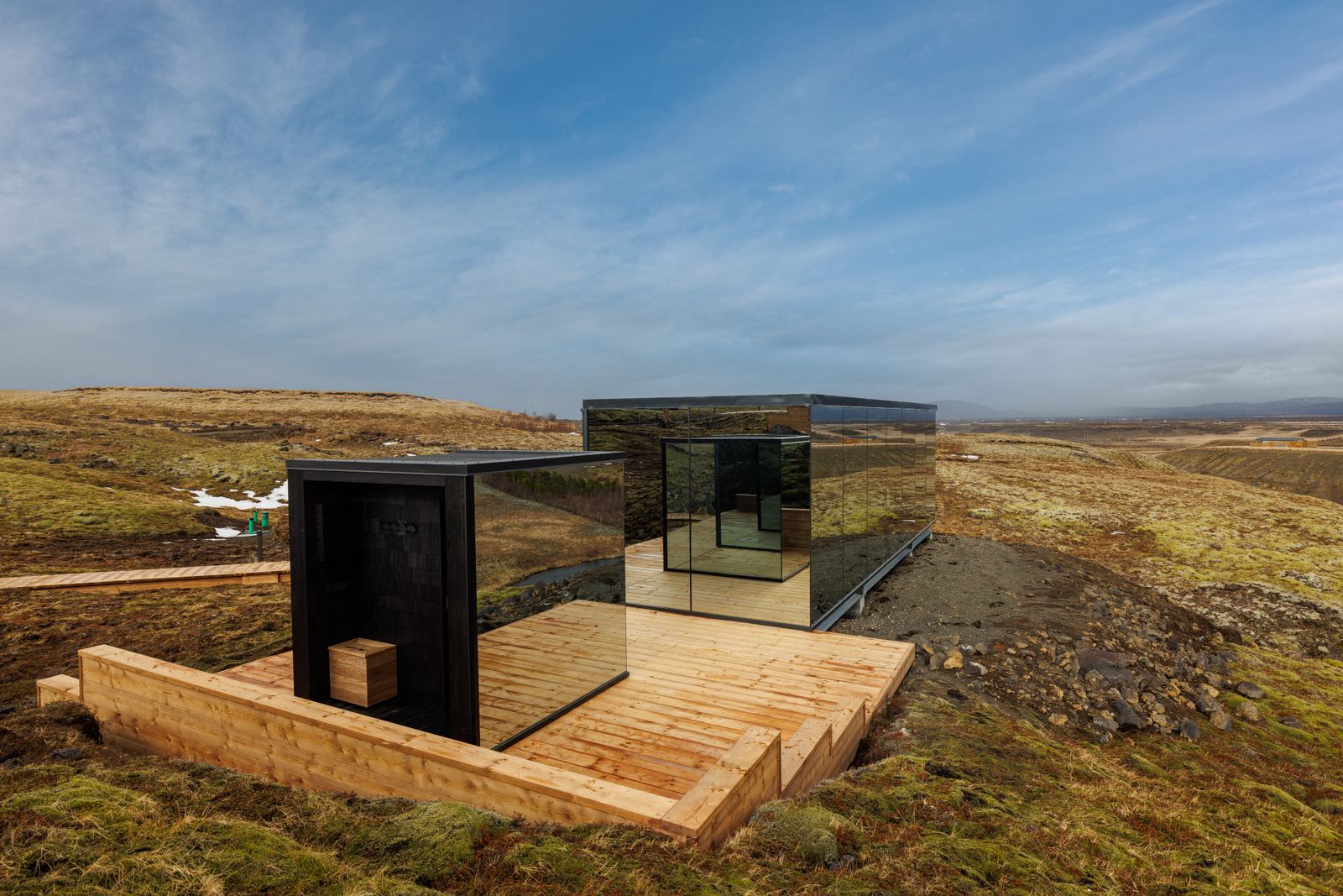 Photo 18 of 23 in ÖÖD Unveils Its Most Anticipated Mirror House Yet ...