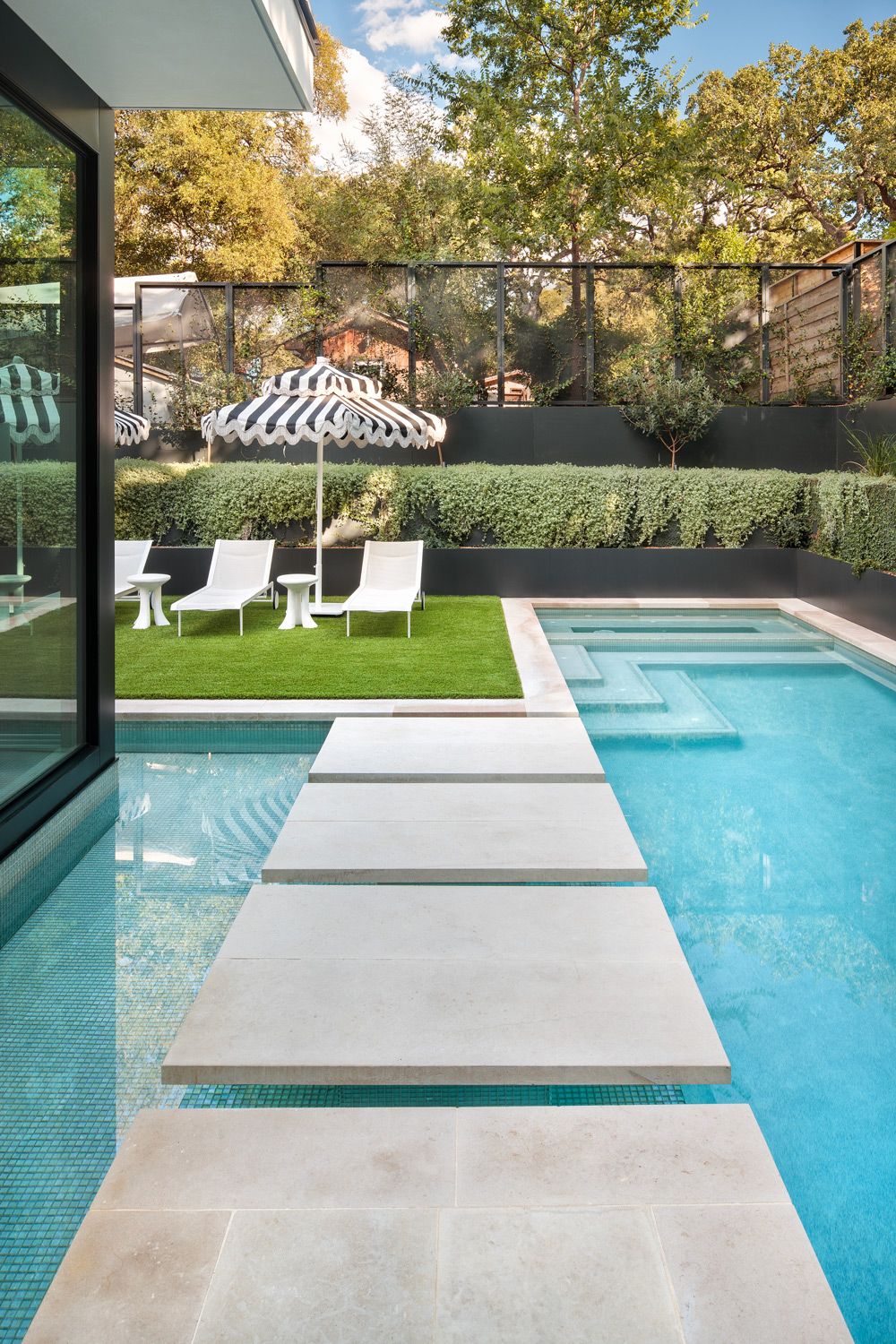 Photo 16 of 19 in Daniel Drive Residence by Clark Richardson Architects ...