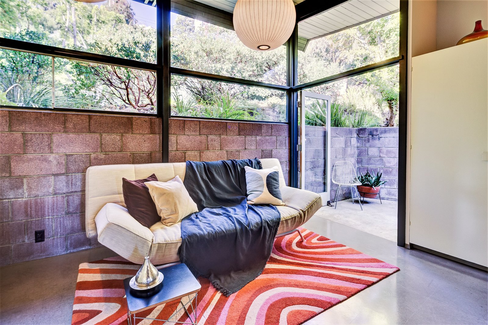 Photo 11 of 15 in A Los Angeles Midcentury Time Capsule by A. Quincy ...