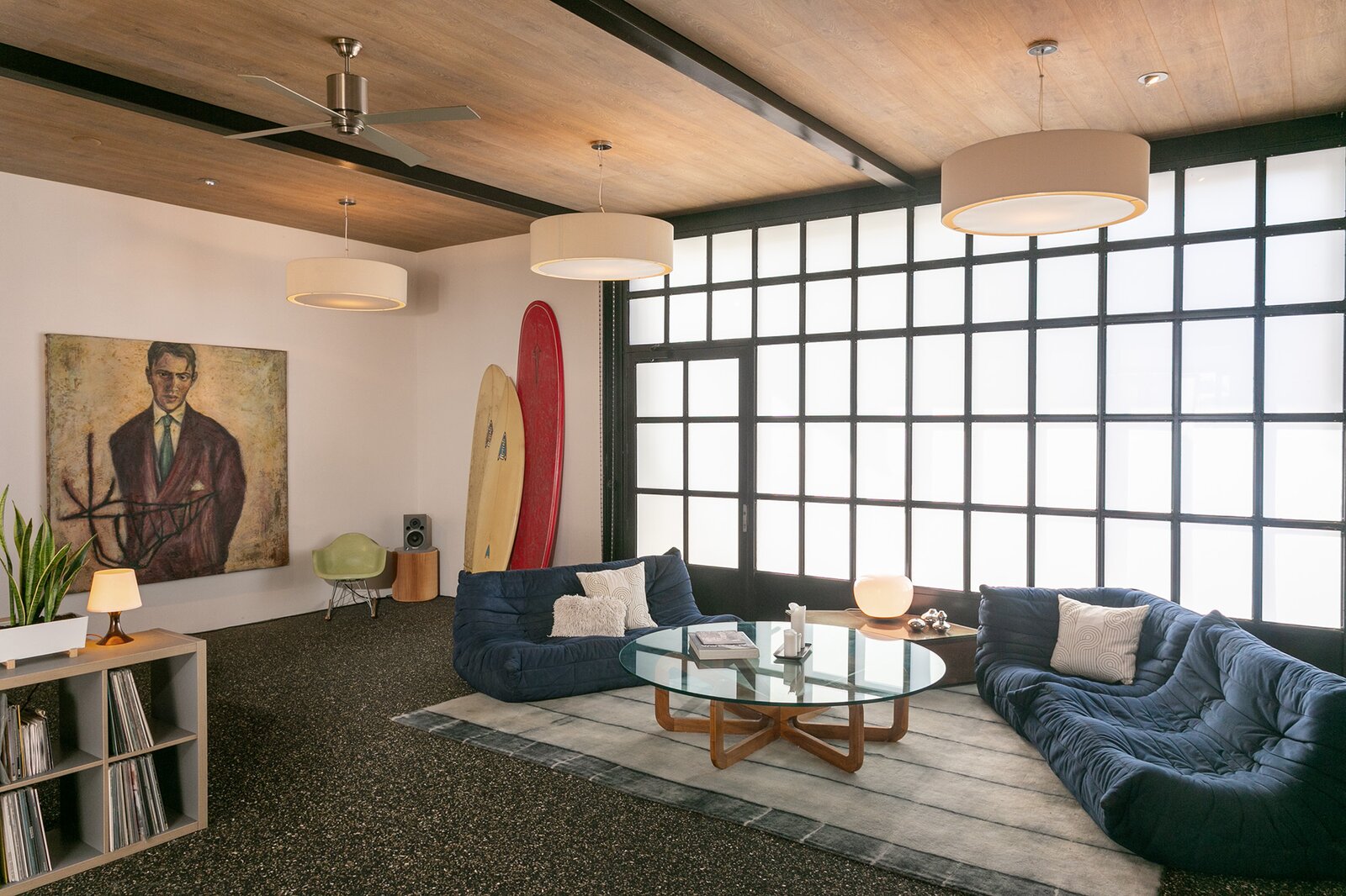 Photo 2 of 12 in A Rare Live/Work Compound Hits the Market in Venice ...