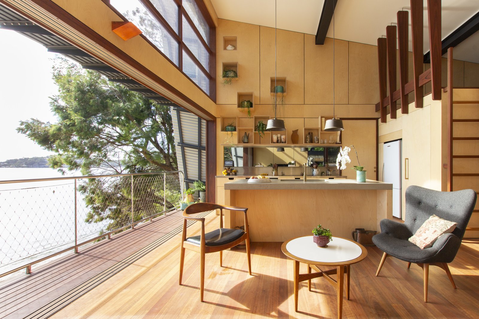 Photo 7 of 13 in Ocean Breezes Blow Right Through This Modern ...