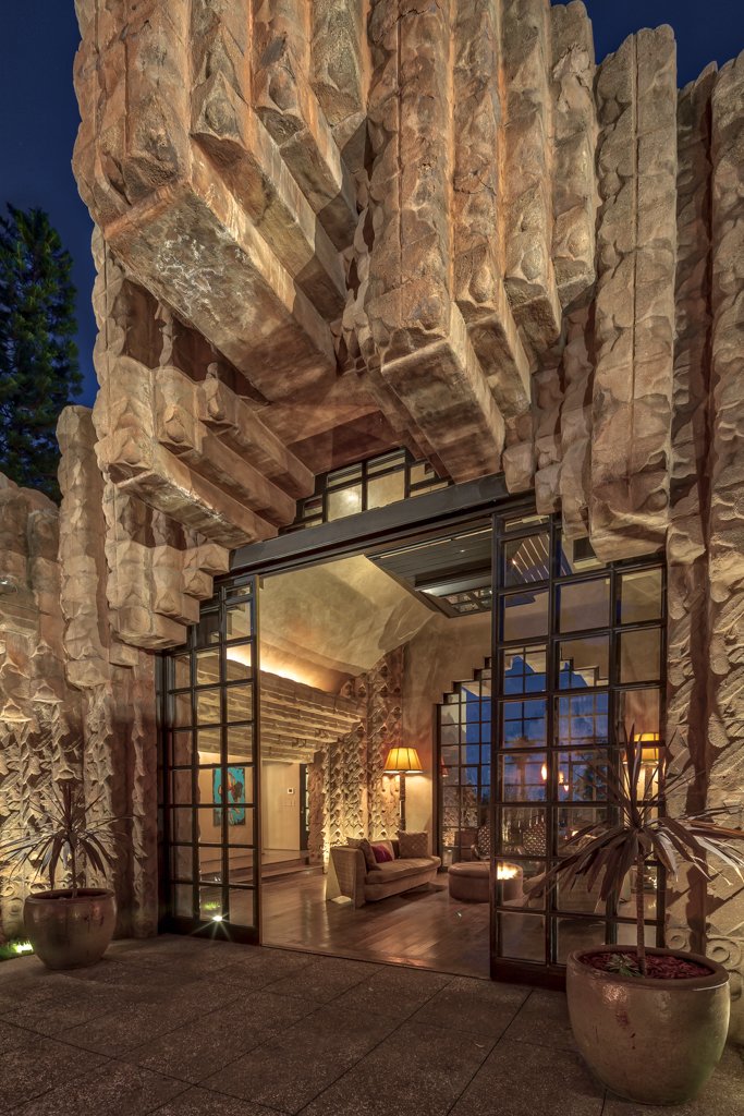 Photo 10 of 11 in A Cannabis Magnate Snatches Up the Lloyd Wright ...