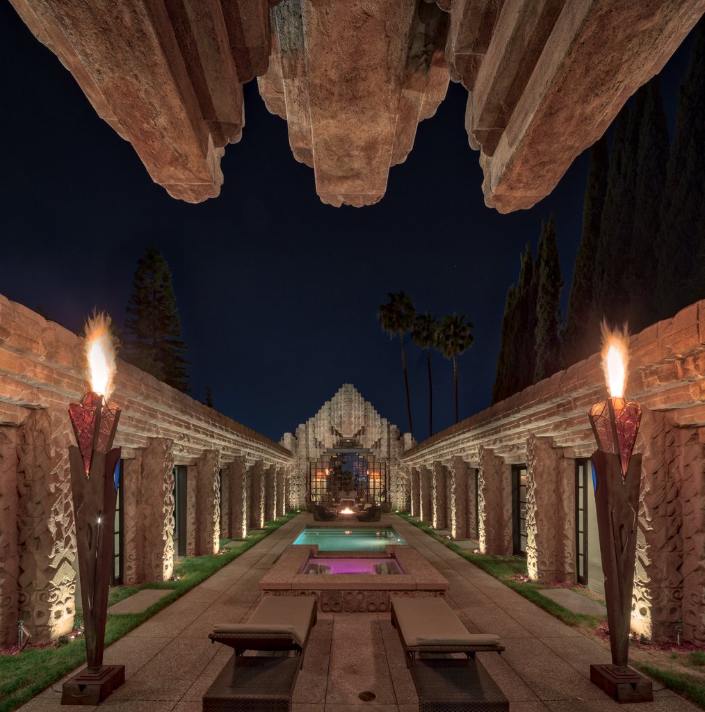 Photo 11 of 11 in A Cannabis Magnate Snatches Up the Lloyd Wright ...