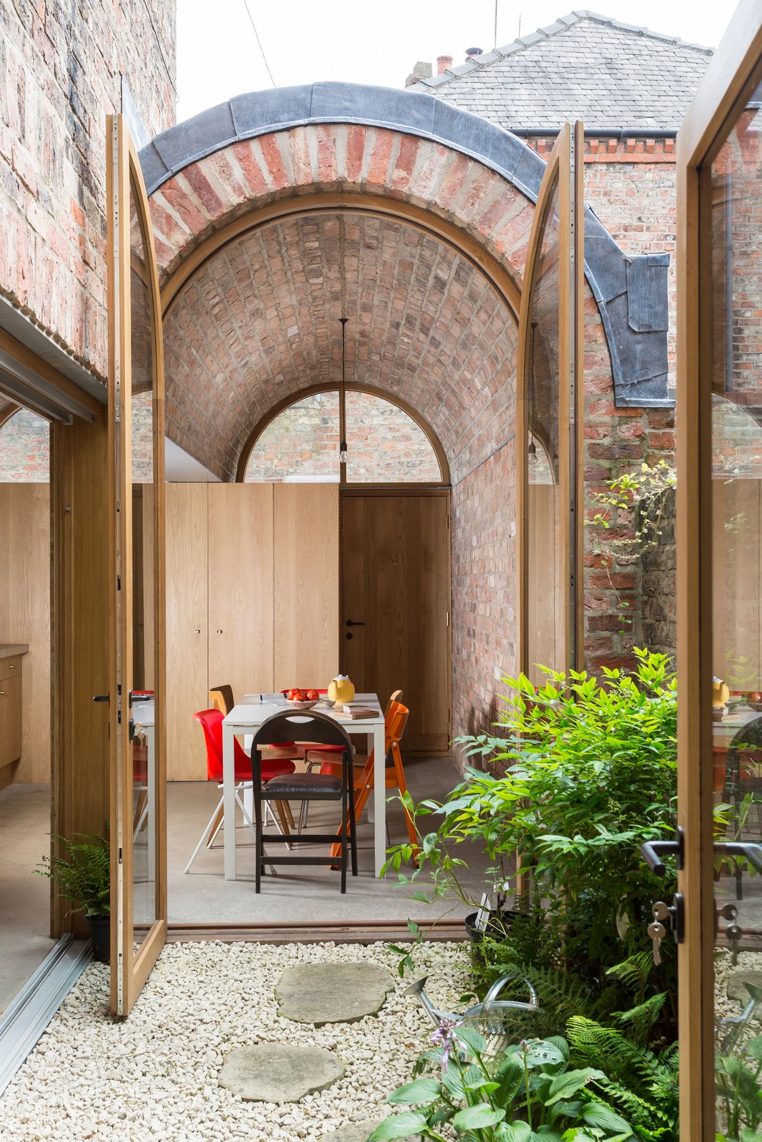 Photo 4 of 15 in A Barrel-Vaulted Brick Addition Makes This English ...