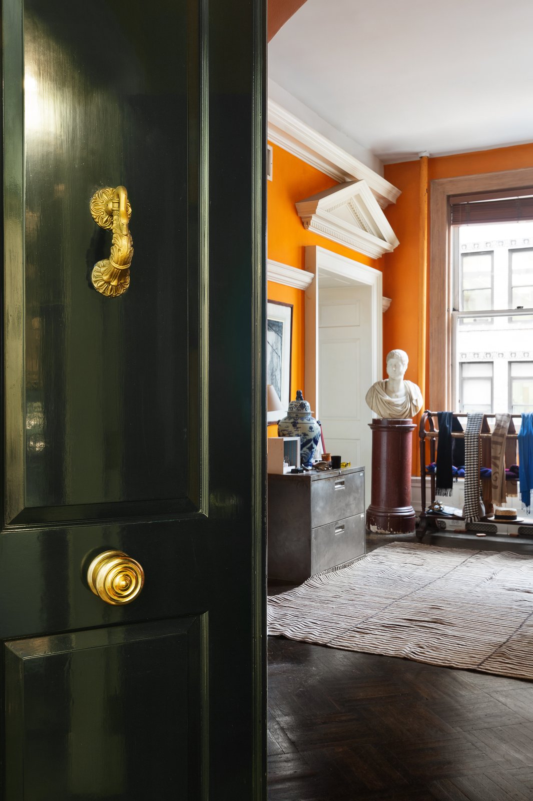 Photo 13 of 13 in Sir John Richardson's Art-Filled Estate by Compass ...