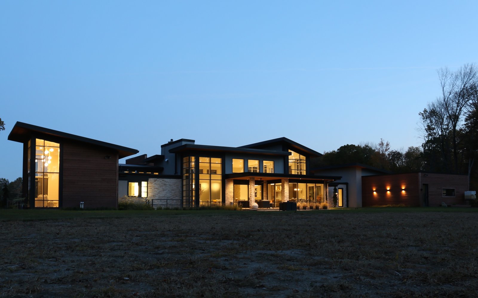 Photo 7 of 9 in Cole Lane Residence by Jennifer J Wright - Dwell