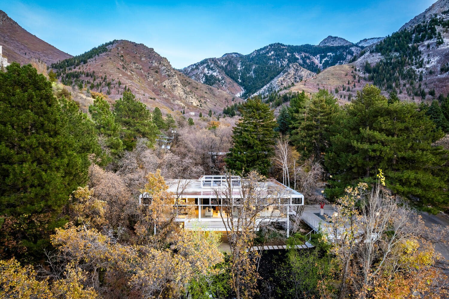 Photo 12 of 12 in A John Sugden Home by Mony Ty / Summit Sotheby's - Dwell