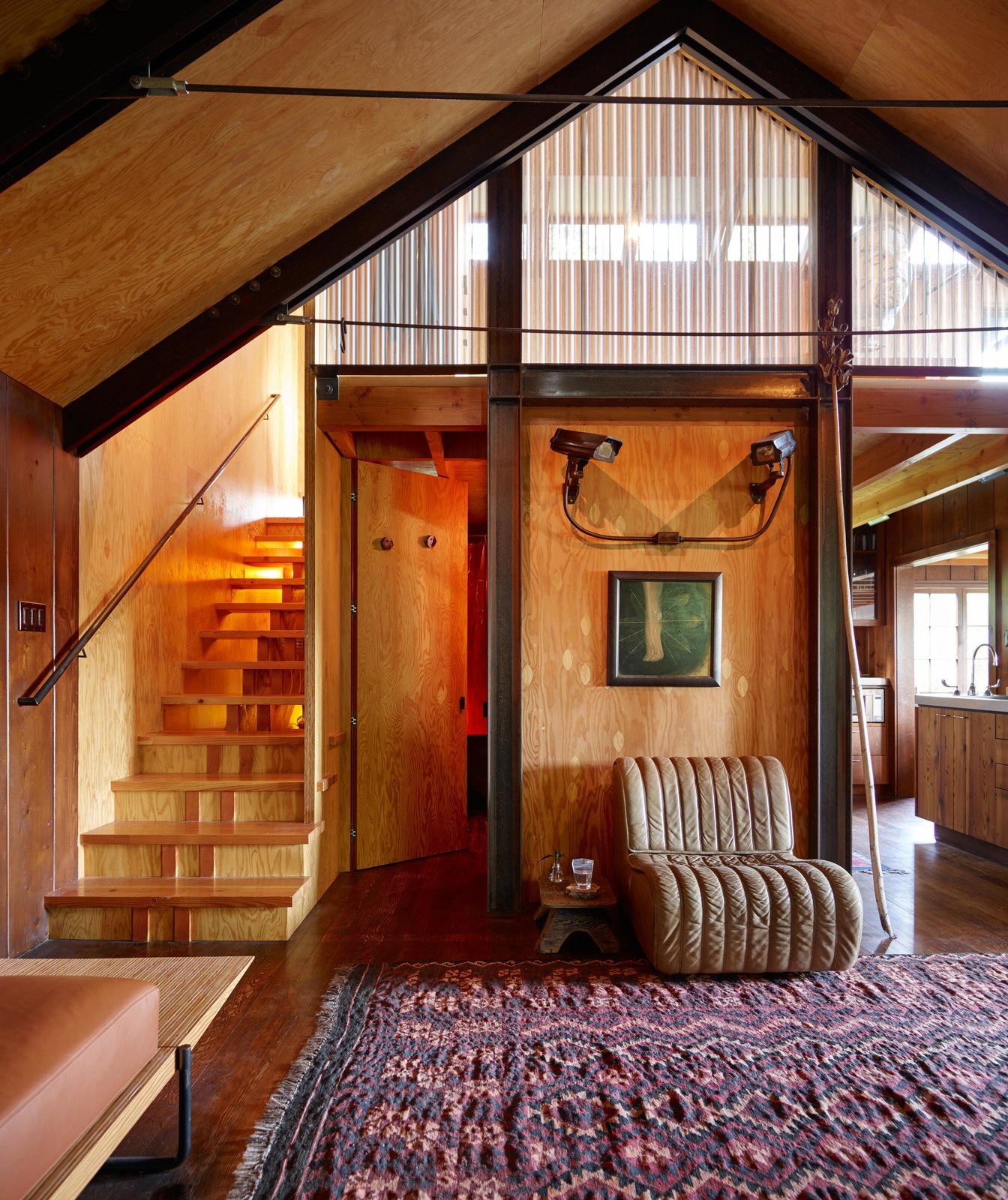 Photo 11 of 19 in Agate Pass Cabin by Olson Kundig - Dwell