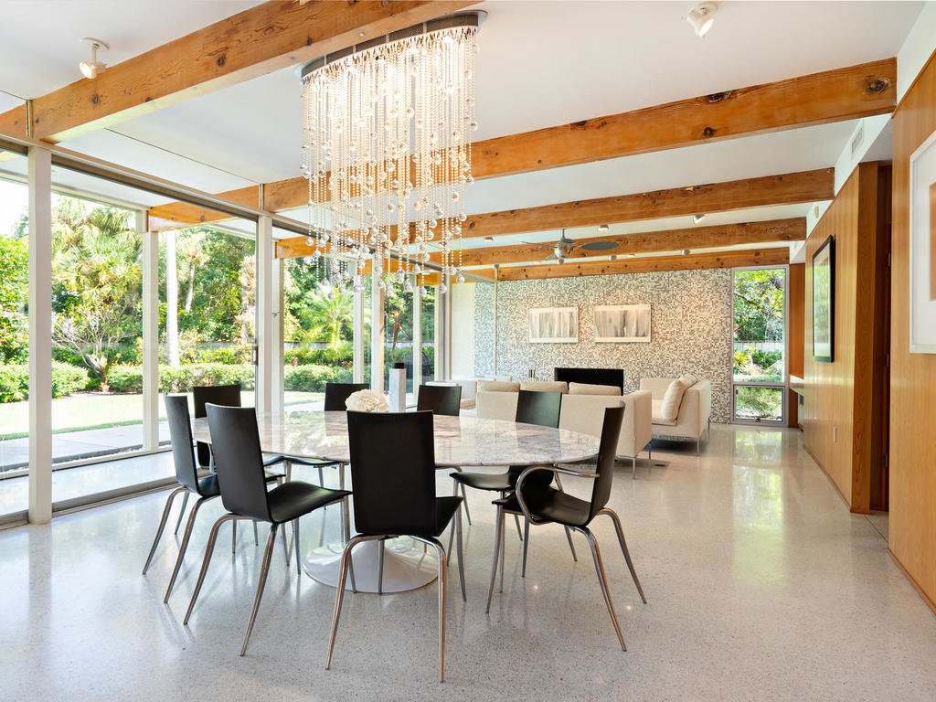 Photo 12 of 13 in The Coach House by Martie Lieberman, Premier Sotheby ...
