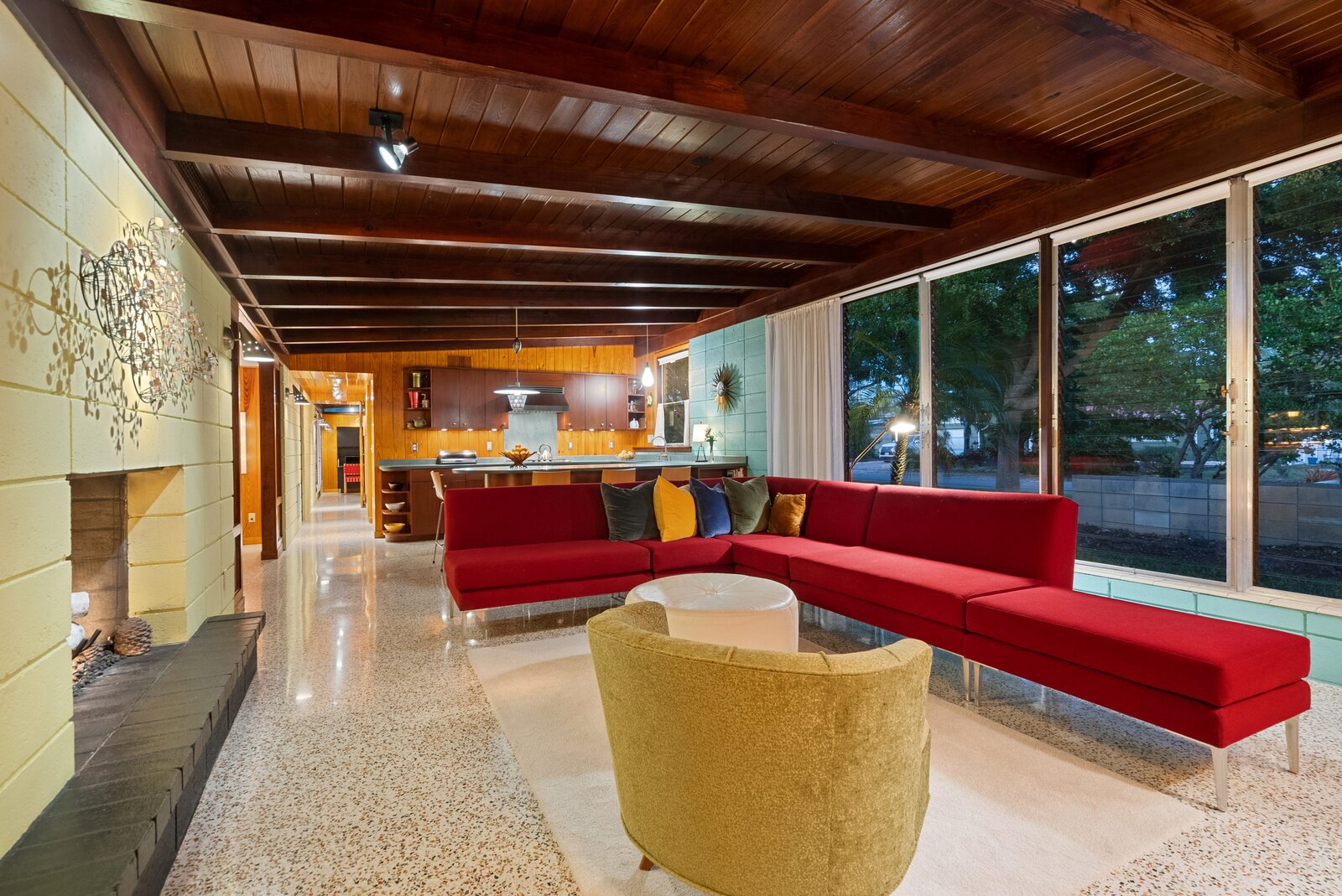 Photo 3 of 9 in Island Mid-century Restoration for Sale by Martie ...