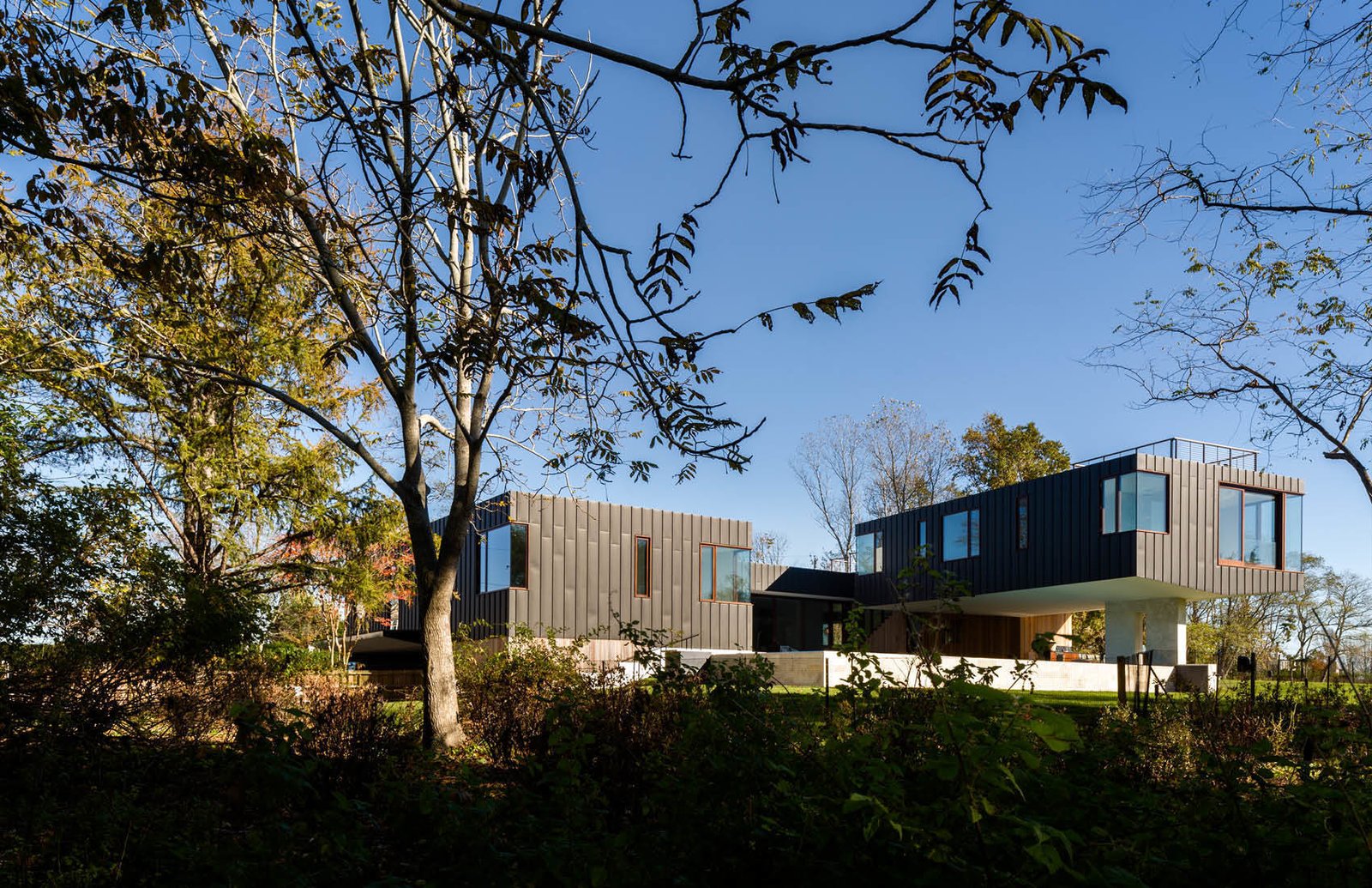 Photo 9 of 14 in Watermill House by Office of Architecture - Dwell