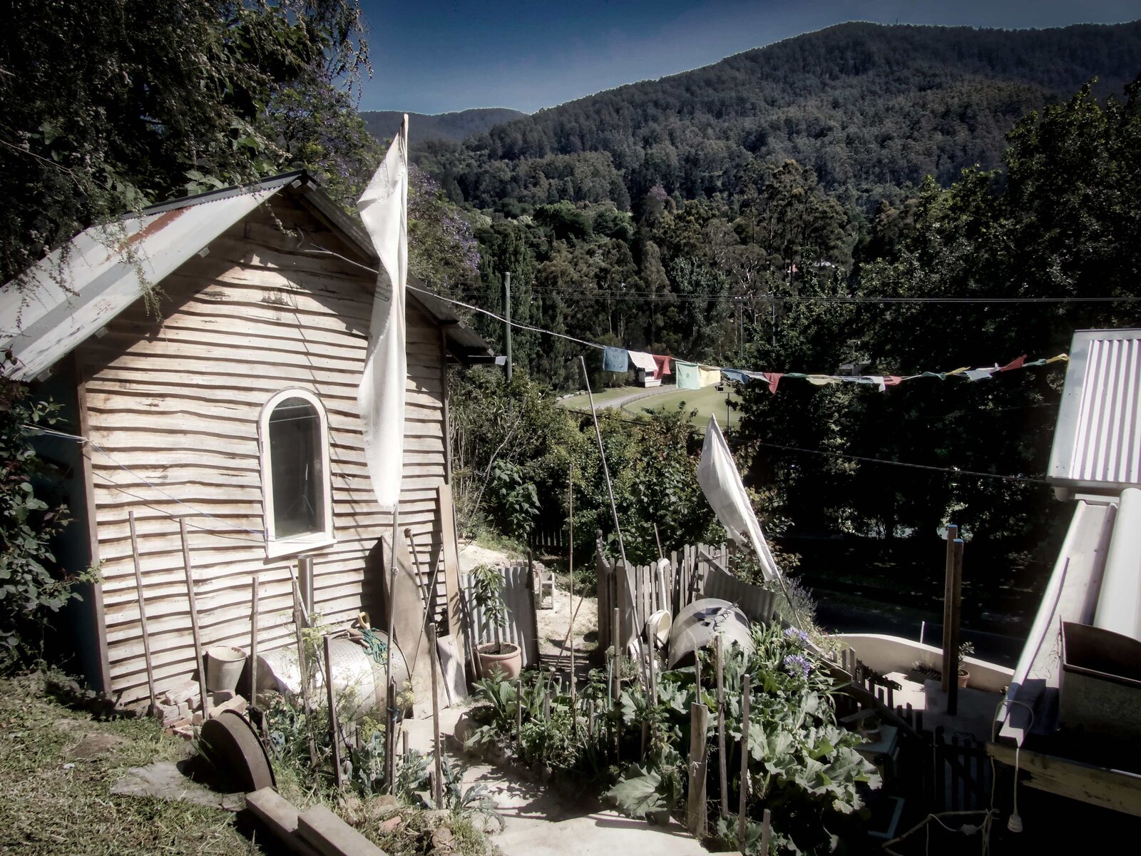 Photo 6 of 6 in the crumble by soft loud house architects - Dwell