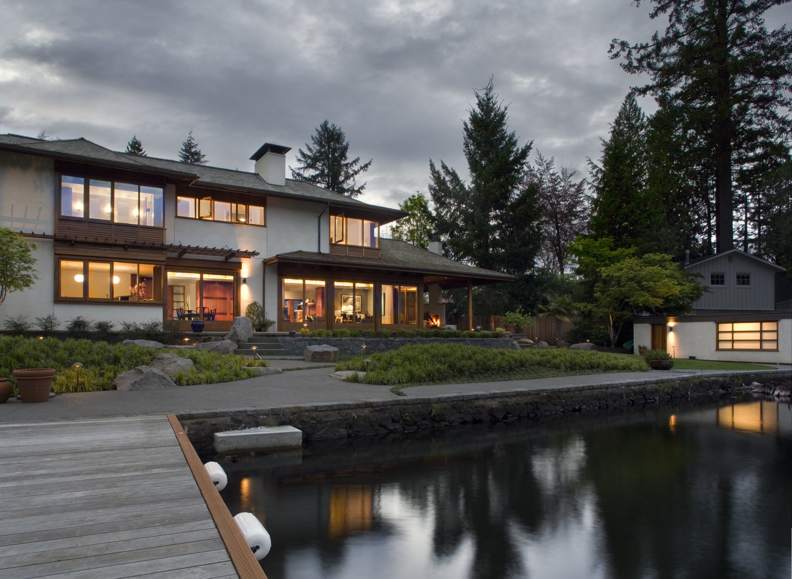 Photo 1 of 5 in Lakeside House by Telford+Brown Studio Architecture - Dwell