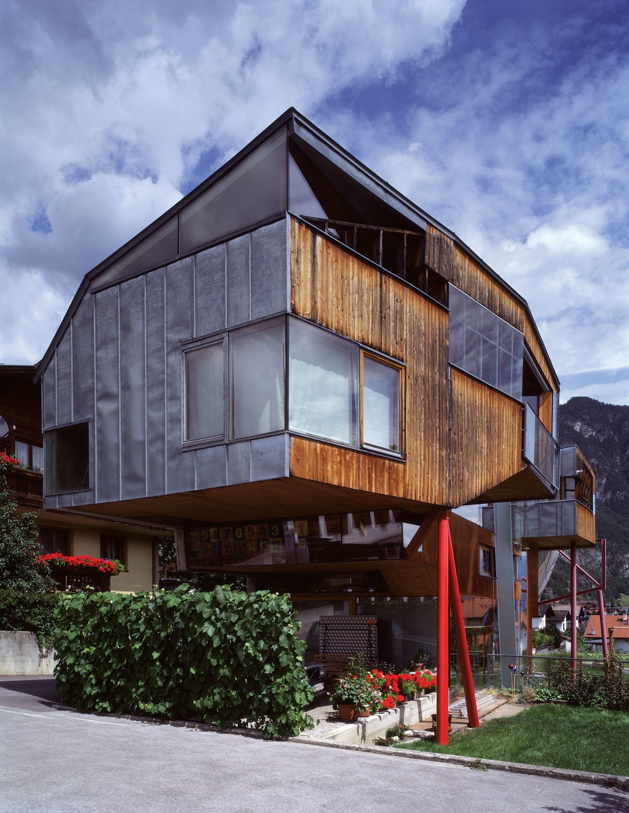 Photo 3 of 5 in Zirl House by Marie-Therese Harnoncourt-Fuchs - Dwell