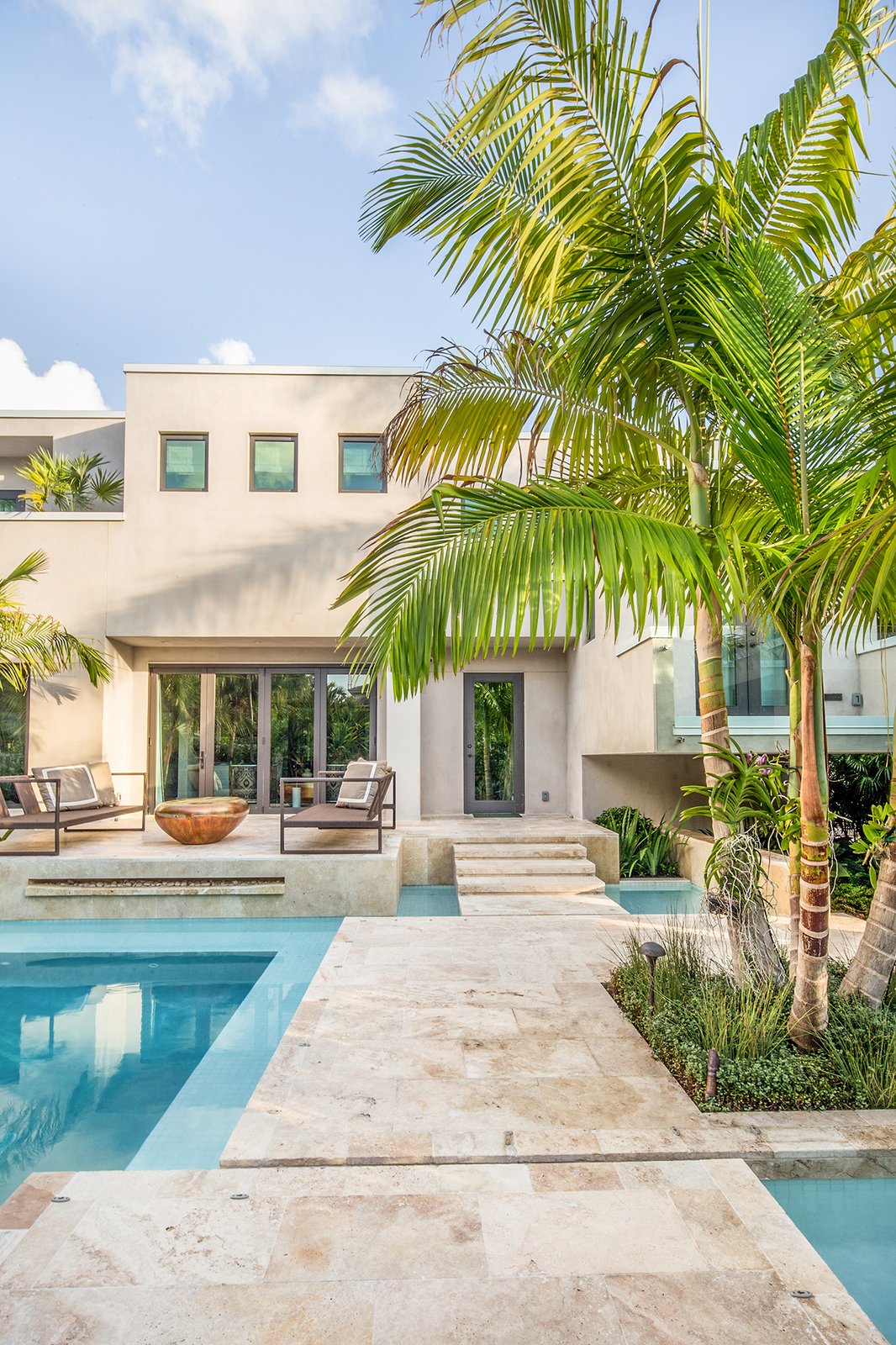 Photo 4 of 18 in Key West Modern by Craig Reynolds Landscape ...