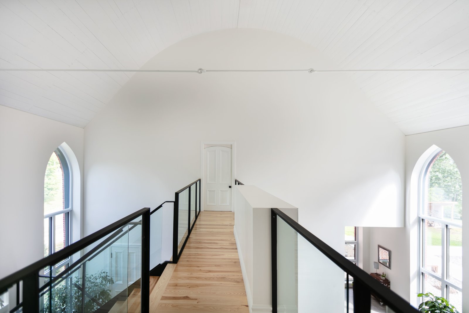 Photo 16 of 20 in Before & After: A Brick Church in Quebec Becomes a ...