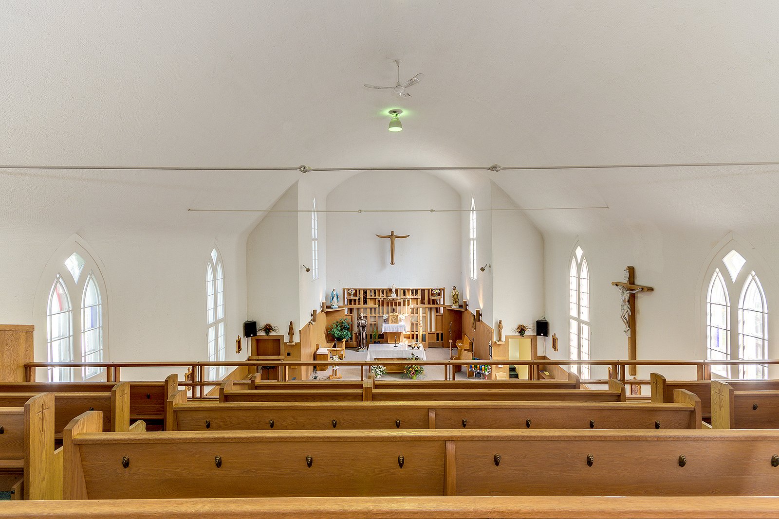 Photo 15 of 20 in Before & After: A Brick Church in Quebec Becomes a ...