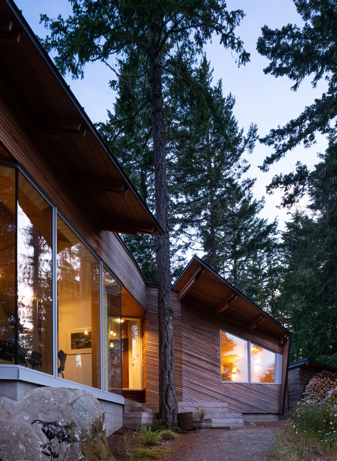 Photo 1 of 14 in An Angular Cabin Is Perfectly Poised to Soak Up ...