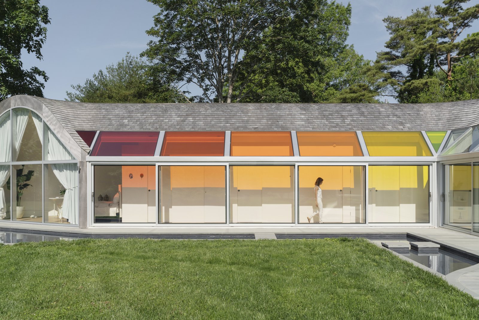 Photo 7 of 18 in Colored Skylights Help Tell Time in This Curvaceous ...