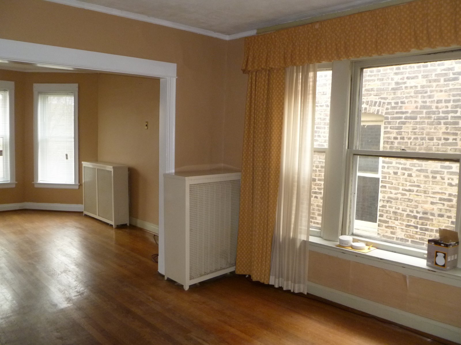 Photo 7 of 20 in Before & After: An Atrium-Like Staircase Fills This ...