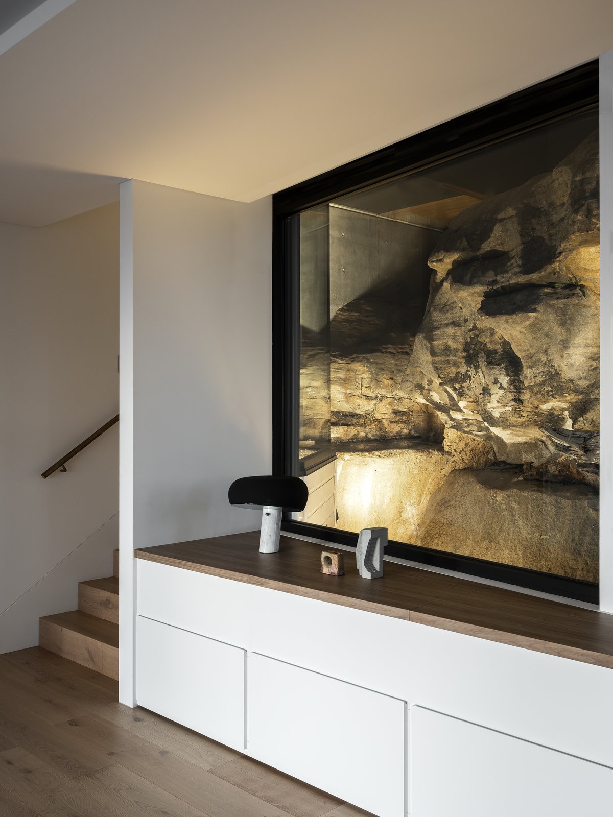 Photo 13 of 15 in 15 Magnificent Picture Windows That Frame Enviable ...