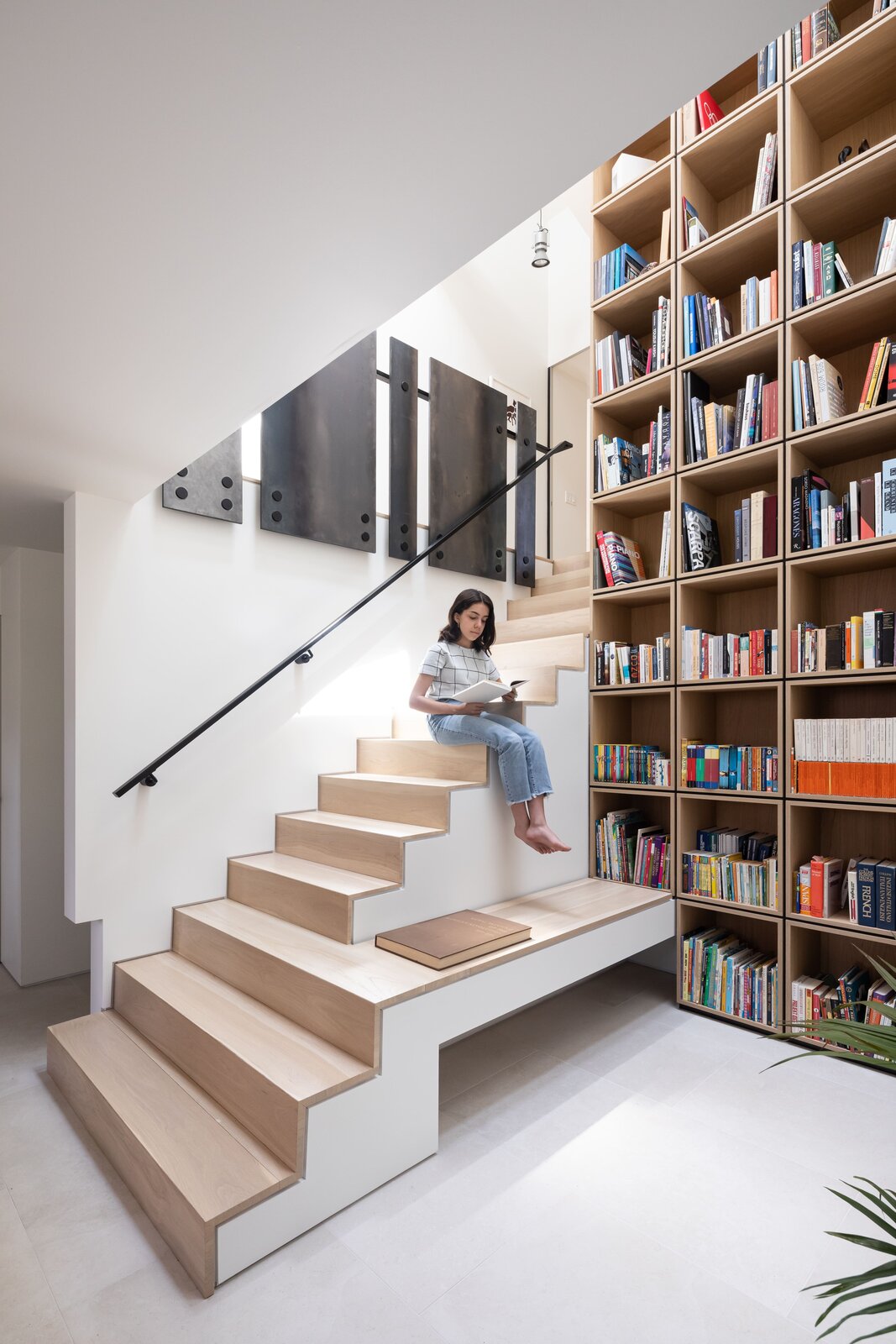 Photo 13 of 28 in Before & After: A Towering Library Becomes the ...