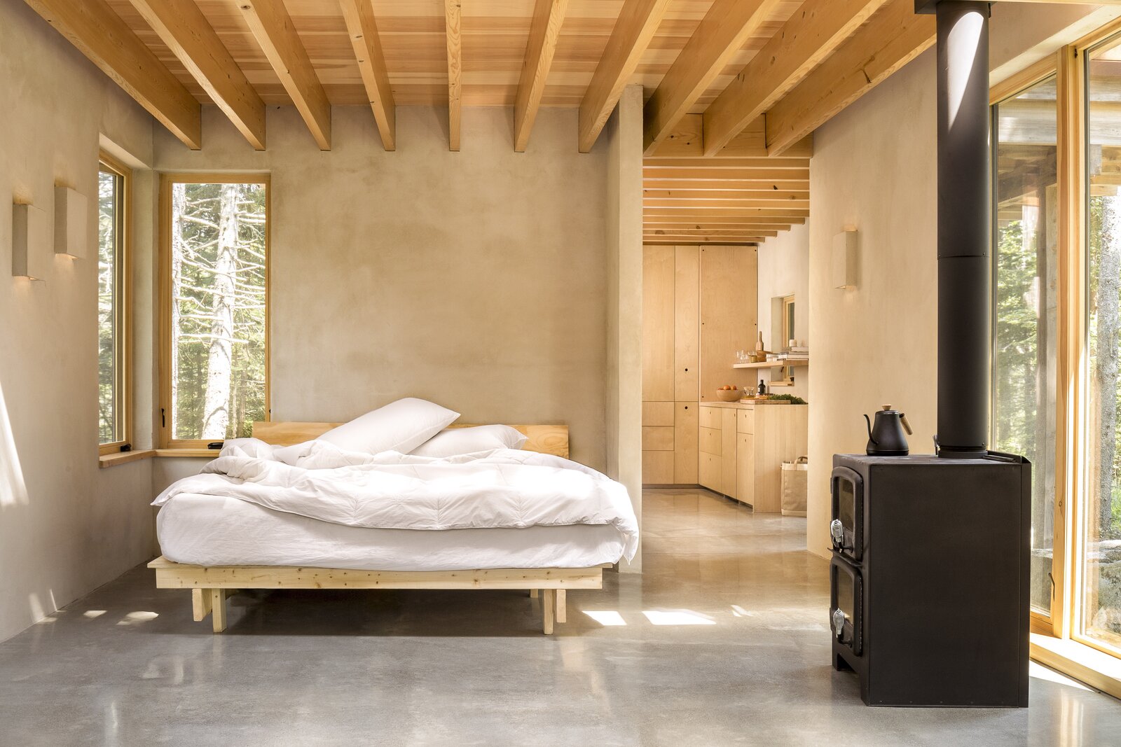 Photo 5 of 13 in A Tiny Cor-Ten Steel Cabin Is in Perfect Sync With the ...