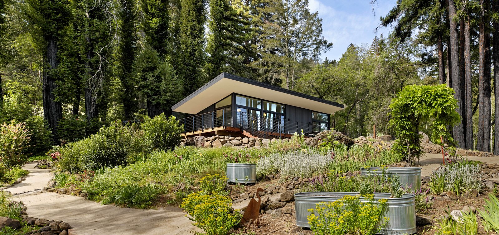 Photo 5 of 13 in An Architect Helps Longtime Family Friends Rebuild ...
