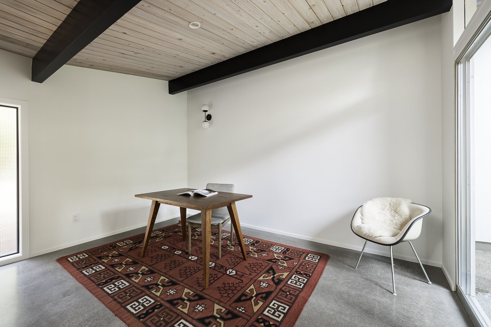 Photo 16 of 16 in A Radiantly Remodeled Midcentury Rummer Home Lists ...