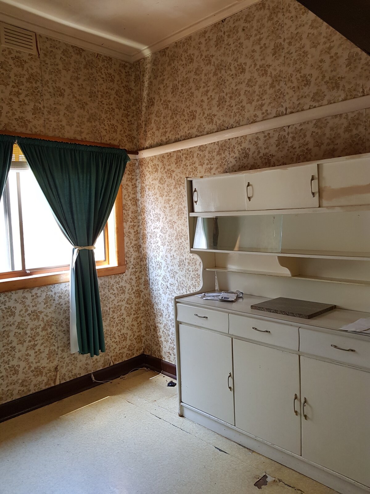 Photo 15 of 33 in Before & After: Twinning Homes in Melbourne Go From ...