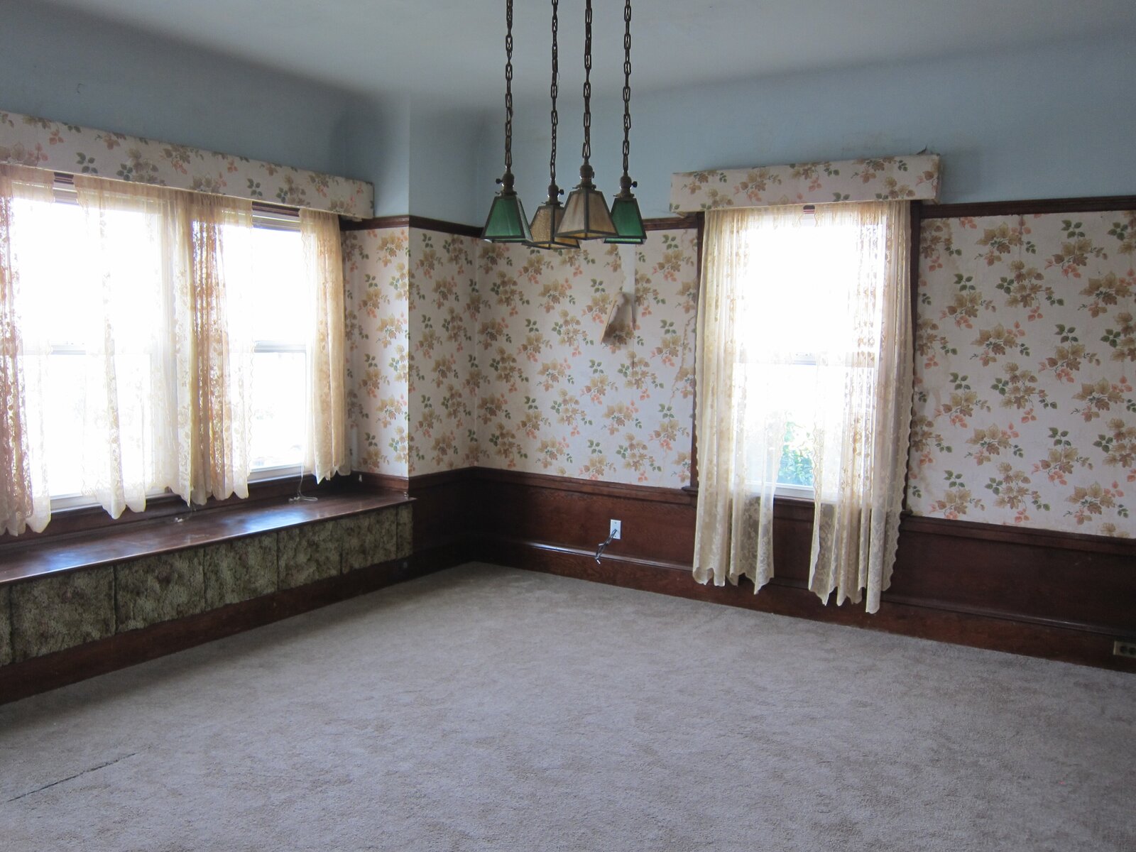 Photo 5 of 24 in Before & After: A Once-Dingy Colonial Style Is Now One ...
