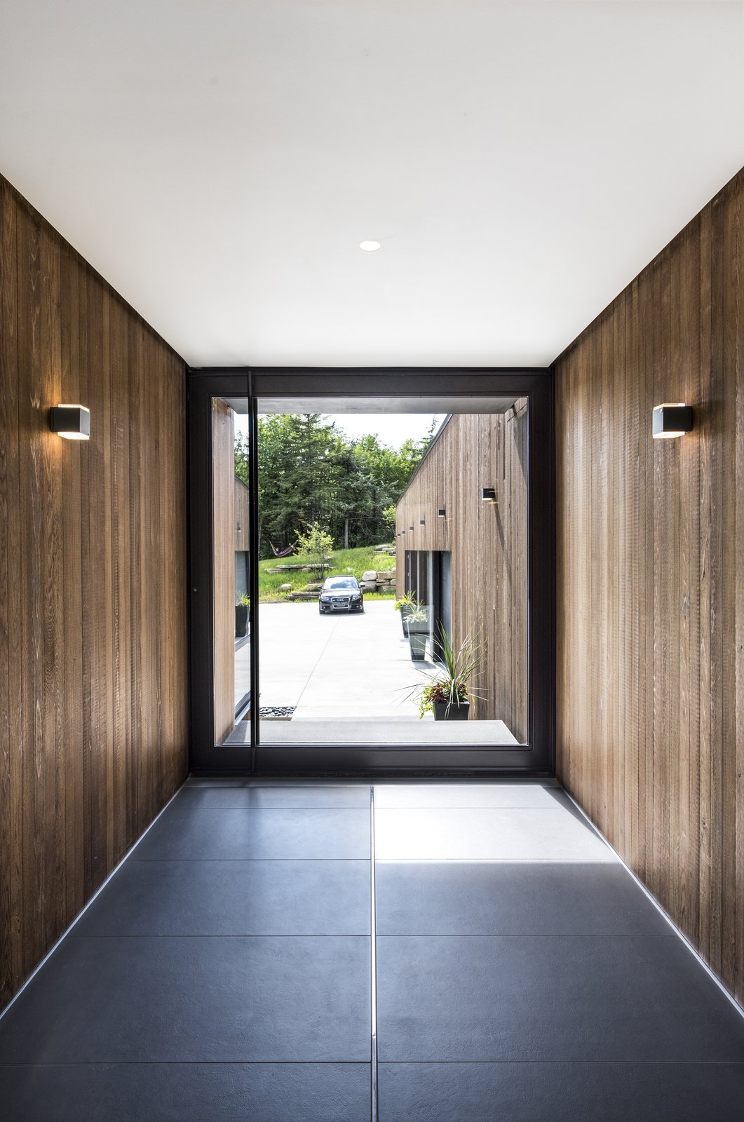 Photo 3 of 10 in An Incredible Forest Home Leaps Over a Ravine - Dwell