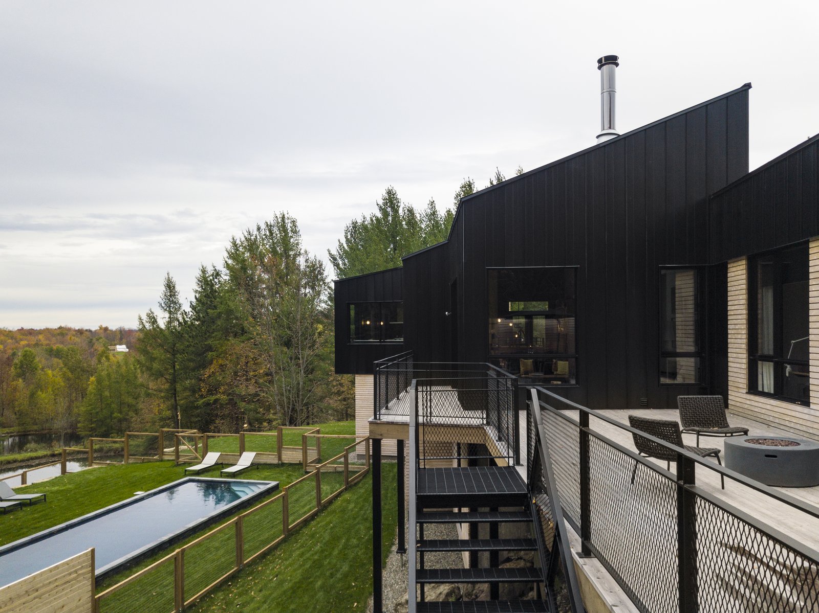Photo 5 of 19 in This Striking Chalet Perfectly Balances Playfulness ...