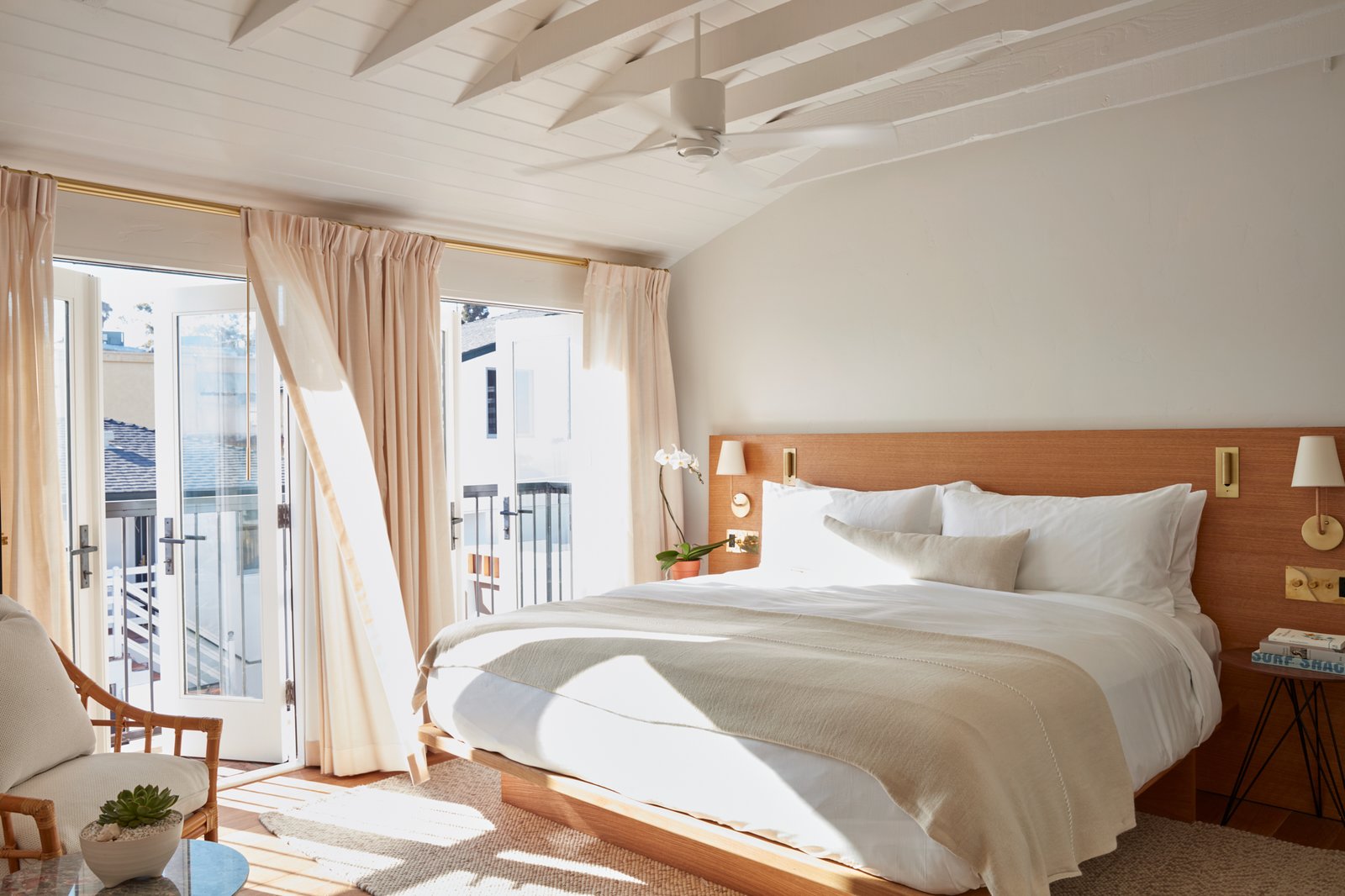 Photo 9 of 15 in A New Southern California Hotel Serves Up Retro Beach ...