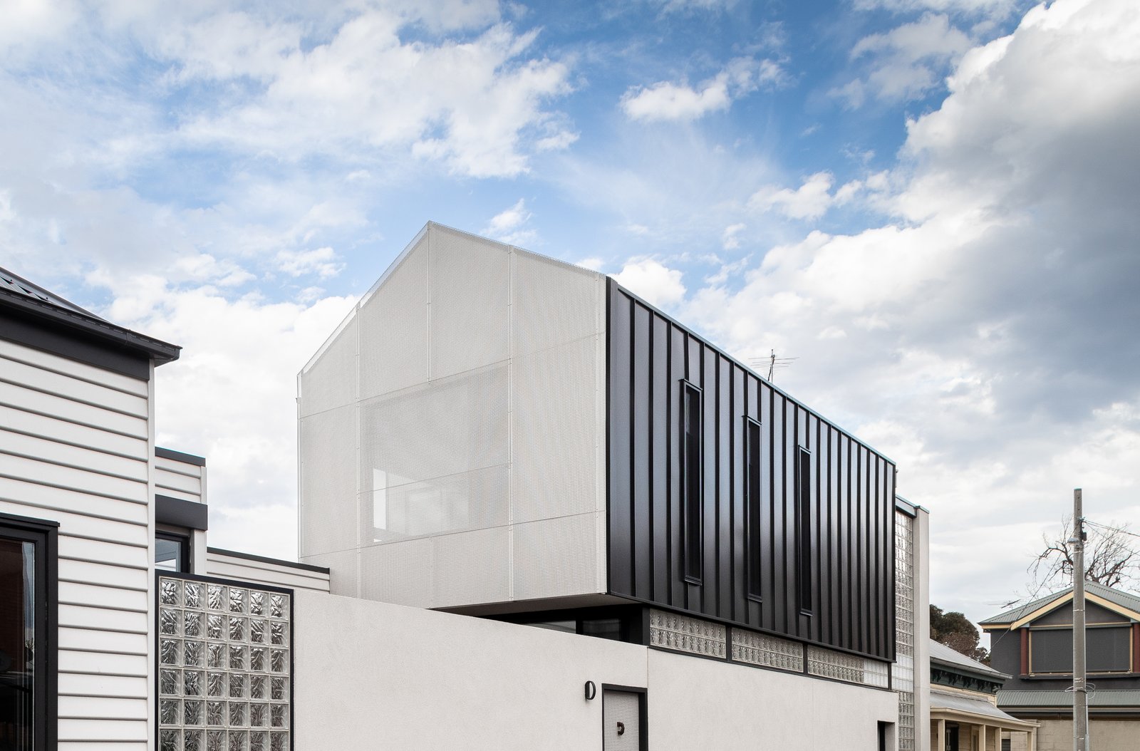 Photo 14 of 15 in A Cutting-Edge Addition Hides Behind a Victorian ...